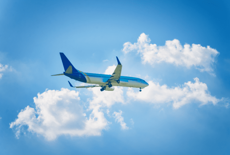 Alaska Airlines vs Delta - Better Wander