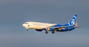 Alaska Airlines vs Delta - Better Wander